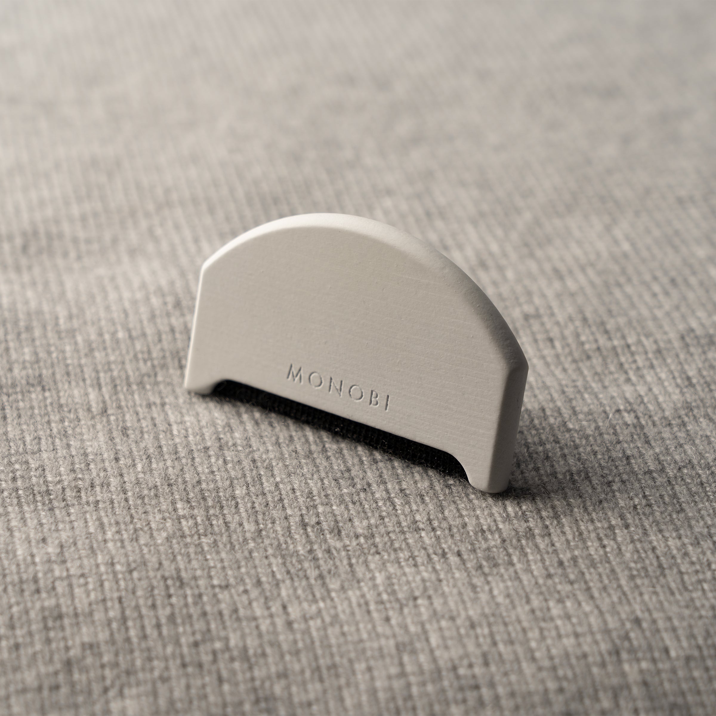 PILLING KNITWEAR COMB – Monobi